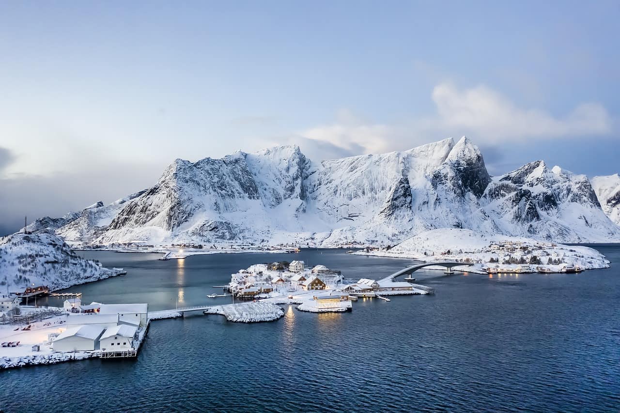 Arctic Cruise | Explore Arctic Luxury Adventures | Intriq Journey