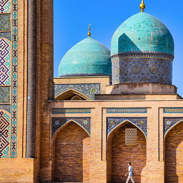 10 DAYS LEGENDS OF UZBEKISTAN | Intriq Journey